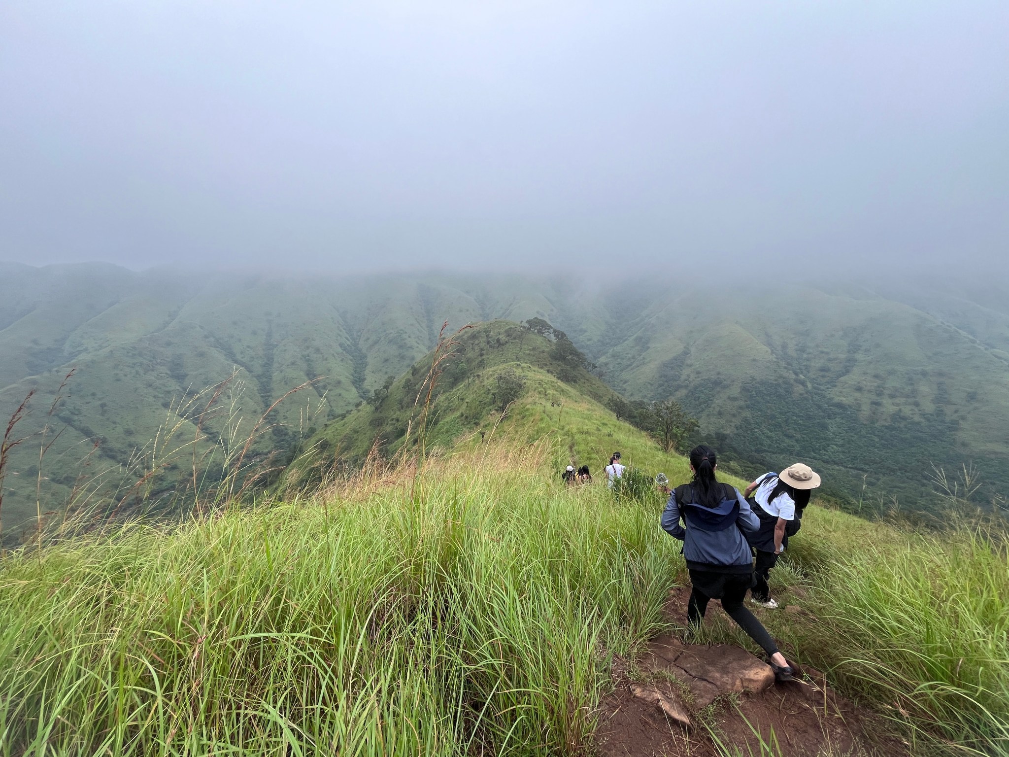 Hiking in the rain and Mt. Mariglem – beingKirei